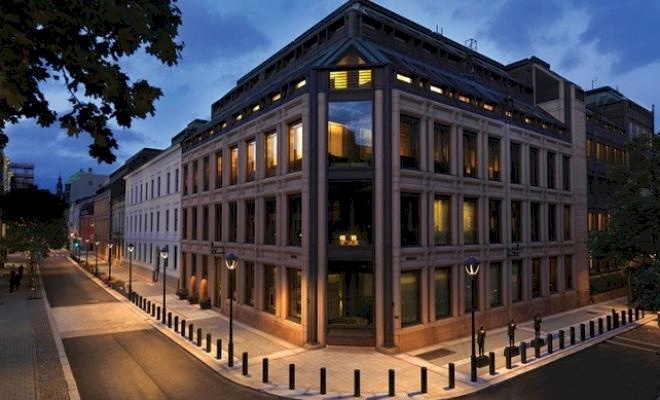 Norwegian Sovereign Wealth Fund Reduces Its Stakes in Major American ...