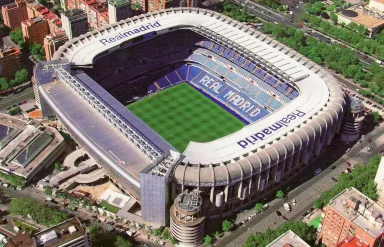 Pourquoi le Real Madrid a-t-il changé le nom de son stade ? - Agence de ...