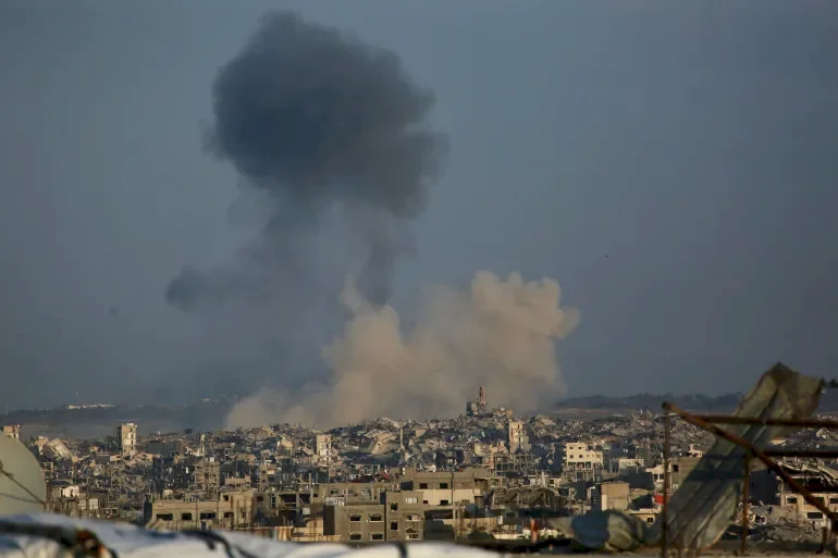 Martyr in Israeli Airstrike in Central Gaza Strip - Sada News Agency